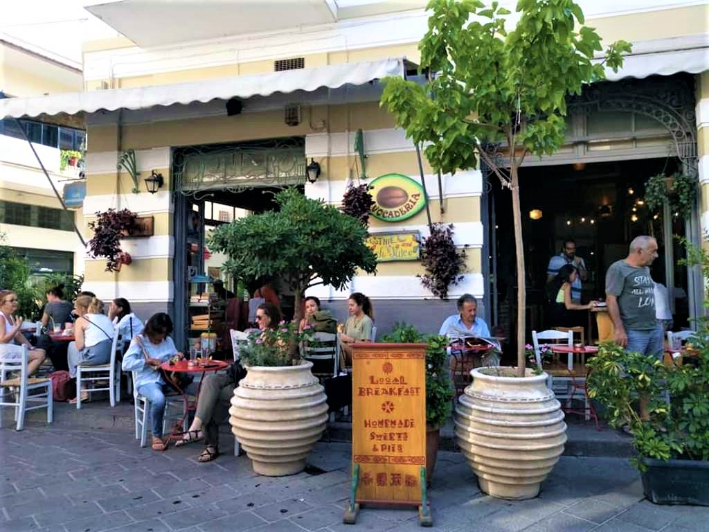 «Μουσικό Καφενείο» Μυτιλήνης, εκεί που οι γεύσεις τραγουδούν – LIVE to ...